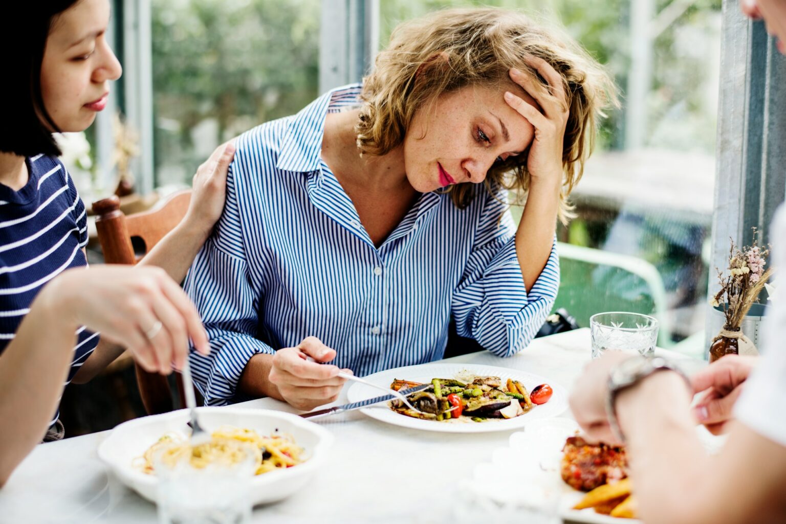 How to Support Someone with an Eating Disorder: A Guide for Loved Ones ...